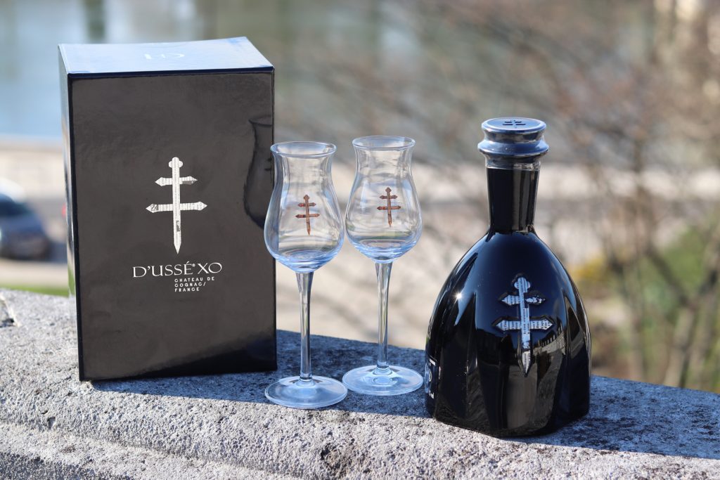 Spécial Saint Valentin : offrez le Château de Cognac x Jay Z - STUFF ...