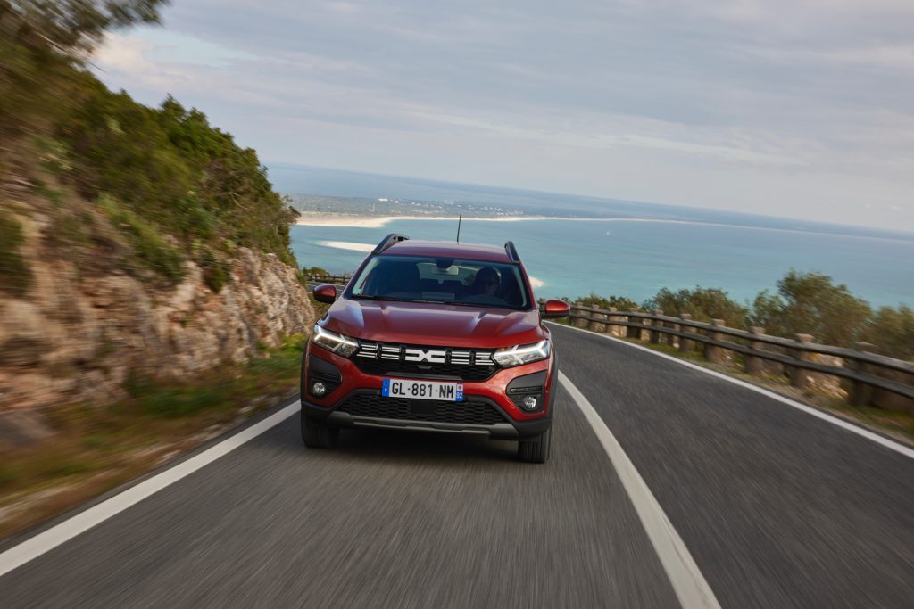 Essai - Faut-il craquer pour le Dacia Jogger Hybrid