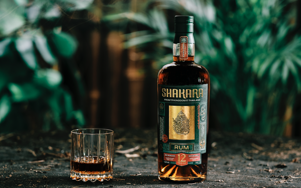 Shakara 12 ans, le nouveau rhum venu de Thaïlande - STUFF Magazine
