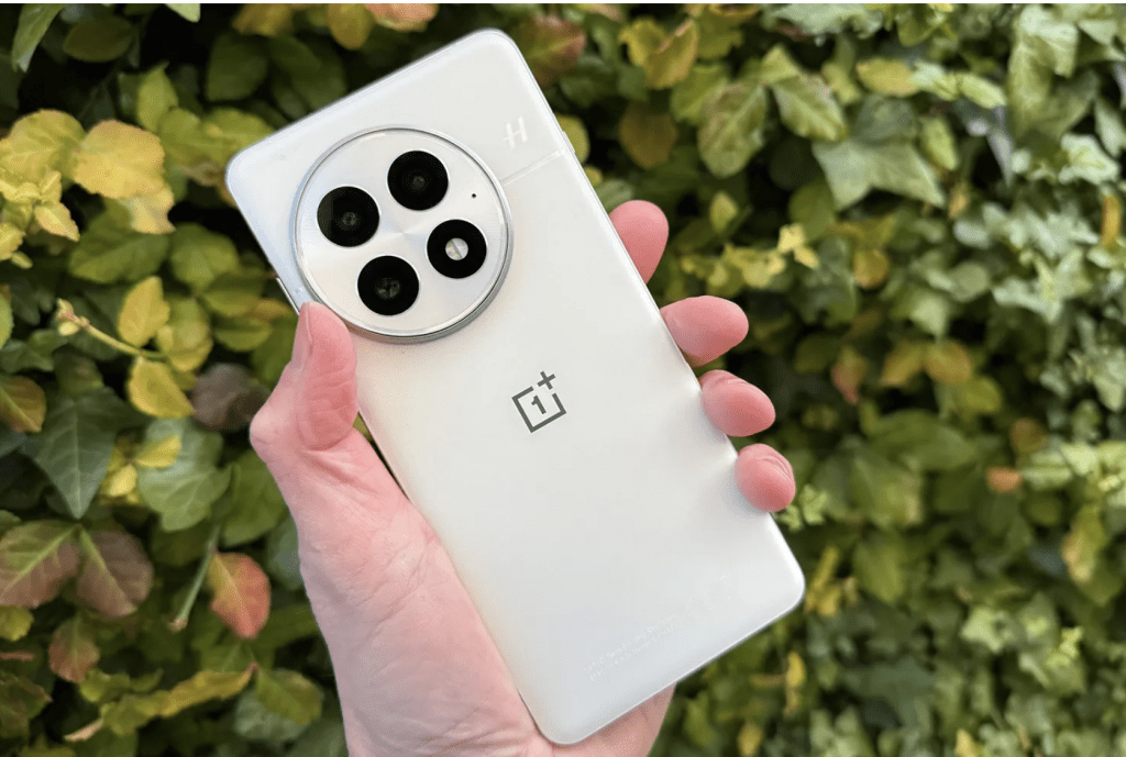 On a testé le… OnePlus 13 - STUFF Magazine